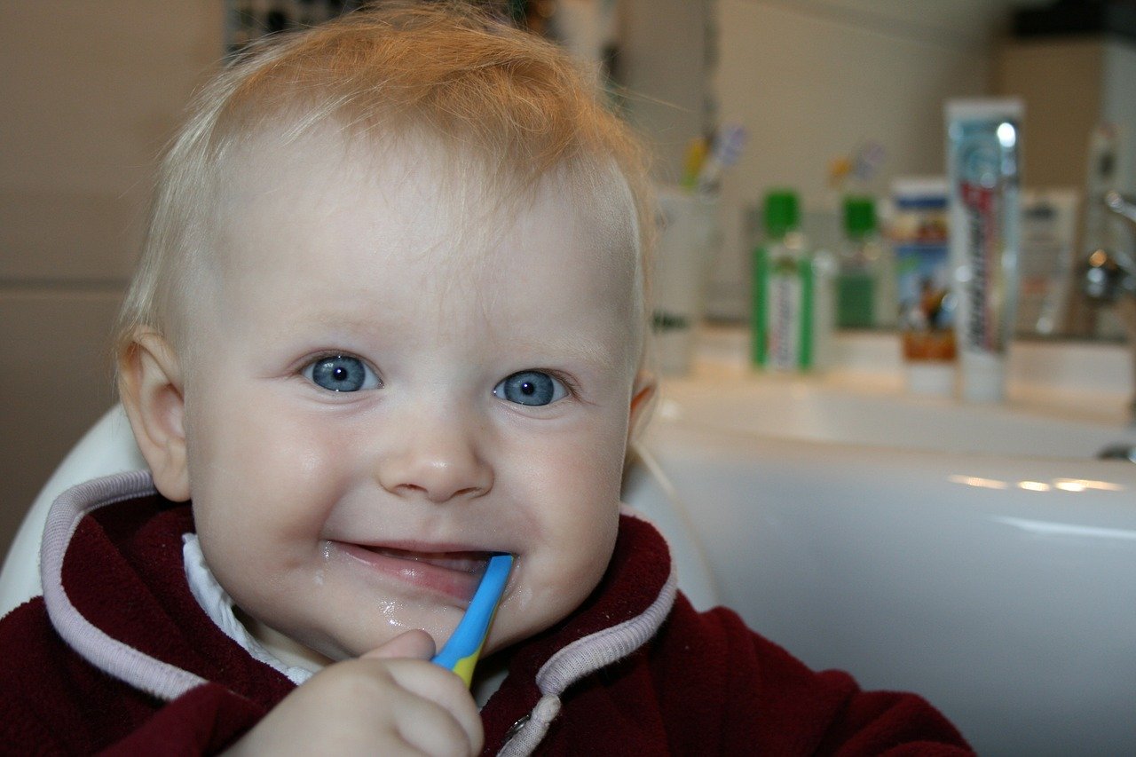 Dentição Infantil: Quando é A Troca, Sintomas E Dicas